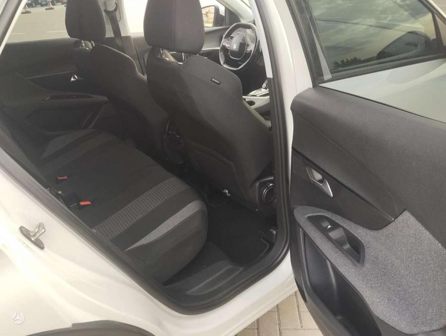 Balts Peugeot 3008 2017 Tauragė, ar dzinēja tilpumu 1.20 L un nobraukumu 151 tūkst. km par 8200 €, foto 9 vietnē AUTOMOTO.COM.LV