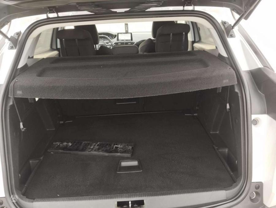Balts Peugeot 3008 2017 Tauragė, ar dzinēja tilpumu 1.20 L un nobraukumu 151 tūkst. km par 8200 €, foto 10 vietnē AUTOMOTO.COM.LV