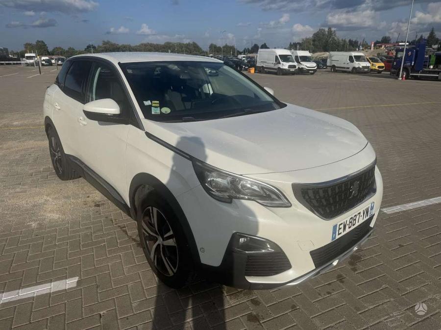 Balts Peugeot 3008 2018 Tauragė, ar dzinēja tilpumu 1.50 L un nobraukumu 197 tūkst. km par 9300 €, foto 1 vietnē AUTOMOTO.COM.LV