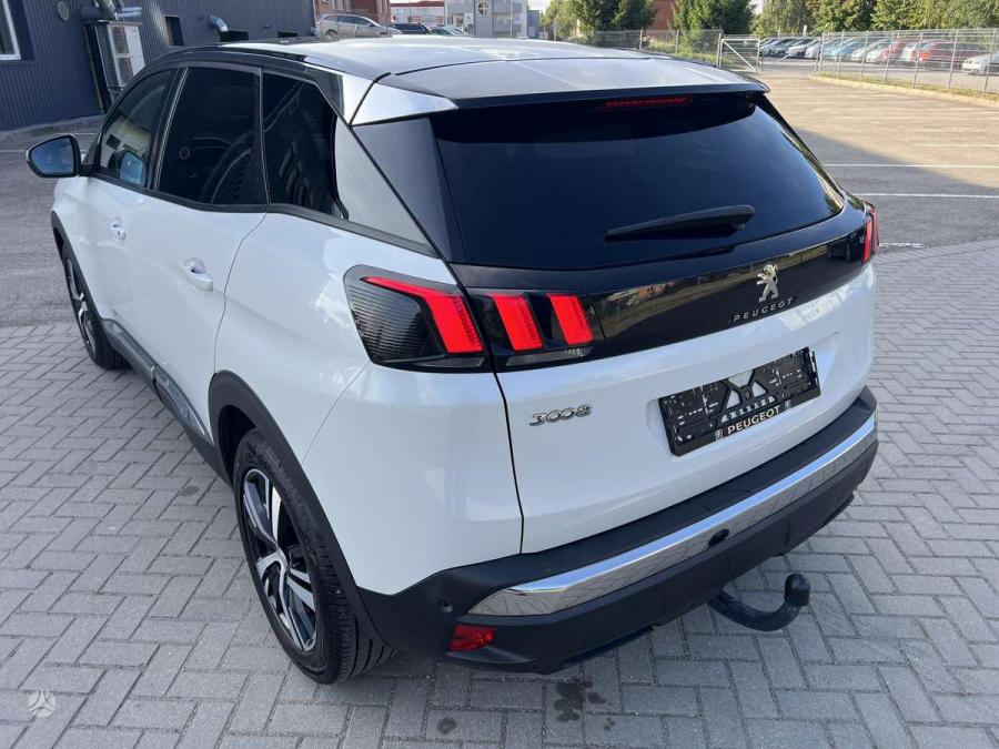 Balts Peugeot 3008 2019 Radviliškis, ar dzinēja tilpumu 1.20 L un nobraukumu 118 tūkst. km par 11500 €, foto 7 vietnē AUTOMOTO.COM.LV