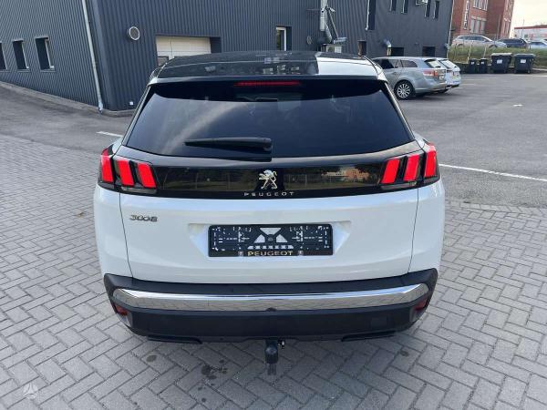 White Peugeot 3008 2019 in Radviliskis, with an engine capacity of 1.20 L and mileage of 118 thousand km for 11500 €, photo 8 on AUTOMOTO.COM.LV