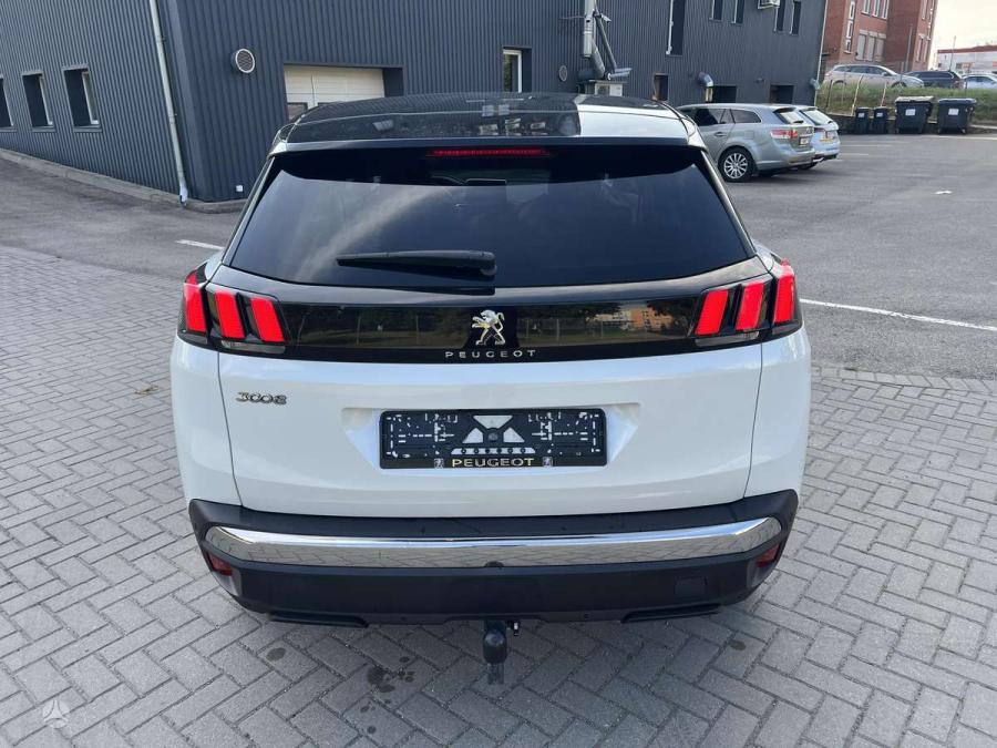 Balts Peugeot 3008 2019 Radviliškis, ar dzinēja tilpumu 1.20 L un nobraukumu 118 tūkst. km par 11500 €, foto 8 vietnē AUTOMOTO.COM.LV