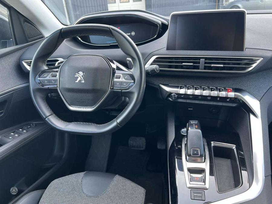 Balts Peugeot 3008 2019 Radviliškis, ar dzinēja tilpumu 1.20 L un nobraukumu 118 tūkst. km par 11500 €, foto 22 vietnē AUTOMOTO.COM.LV