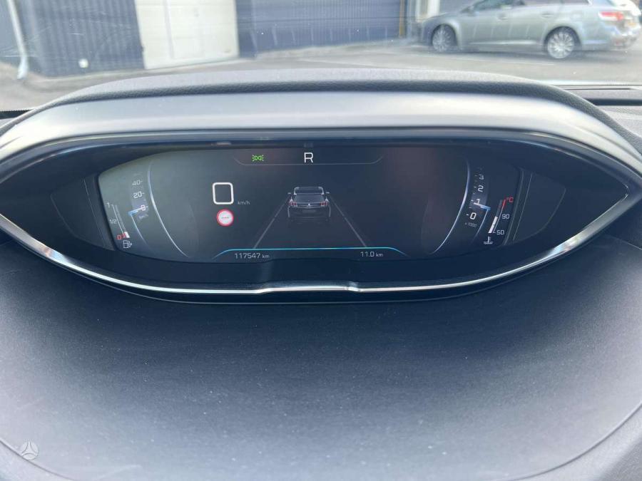 Balts Peugeot 3008 2019 Radviliškis, ar dzinēja tilpumu 1.20 L un nobraukumu 118 tūkst. km par 11500 €, foto 26 vietnē AUTOMOTO.COM.LV