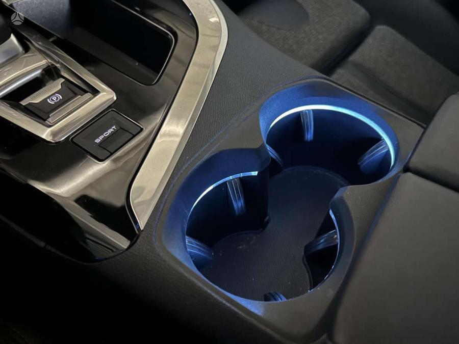 Balts Peugeot 3008 2019 Radviliškis, ar dzinēja tilpumu 1.20 L un nobraukumu 118 tūkst. km par 11500 €, foto 40 vietnē AUTOMOTO.COM.LV
