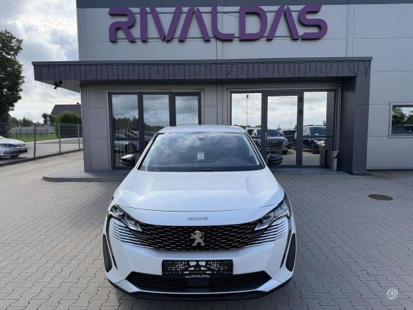 White Peugeot 3008 2022 in Siauliai, with an engine capacity of 1.60 L and mileage of 151 thousand km for 17990 €, photo 4 on AUTOMOTO.COM.LV
