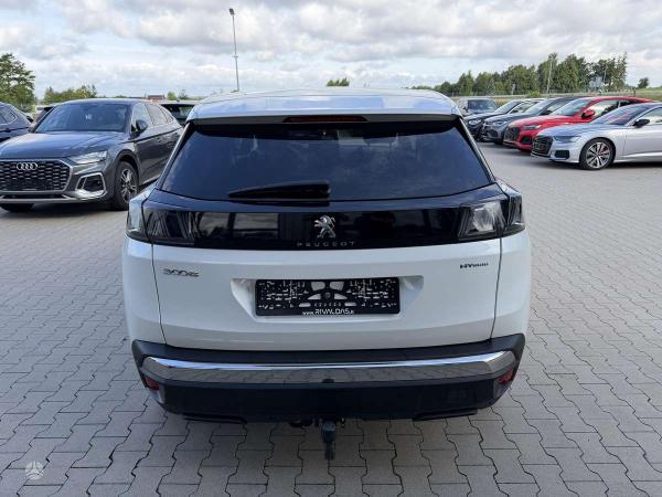 White Peugeot 3008 2022 in Siauliai, with an engine capacity of 1.60 L and mileage of 151 thousand km for 17990 €, photo 9 on AUTOMOTO.COM.LV
