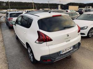 White Peugeot 3008 2015 in Vilnius, with an engine capacity of 0.00 L and mileage of 200 thousand km for 5670 €, photo 6 on AUTOMOTO.COM.LV