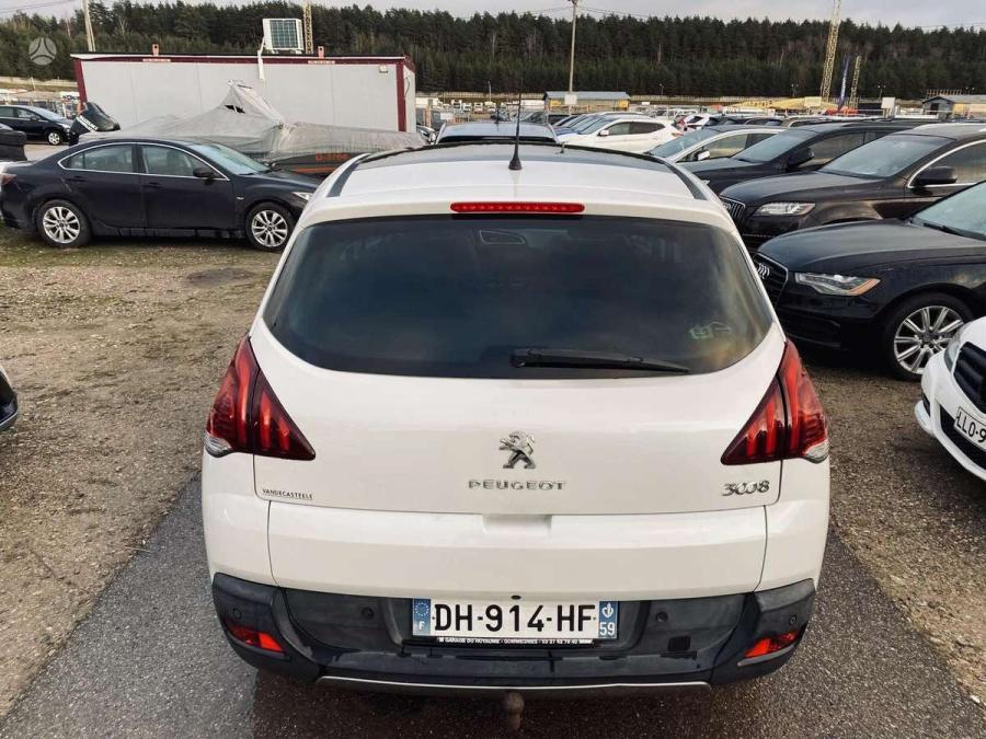 White Peugeot 3008 2015 in Vilnius, with an engine capacity of 0.00 L and mileage of 200 thousand km for 5670 €, photo 9 on AUTOMOTO.COM.LV