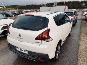White Peugeot 3008 2015 in Vilnius, with an engine capacity of 0.00 L and mileage of 200 thousand km for 5670 €, photo 10 on AUTOMOTO.COM.LV