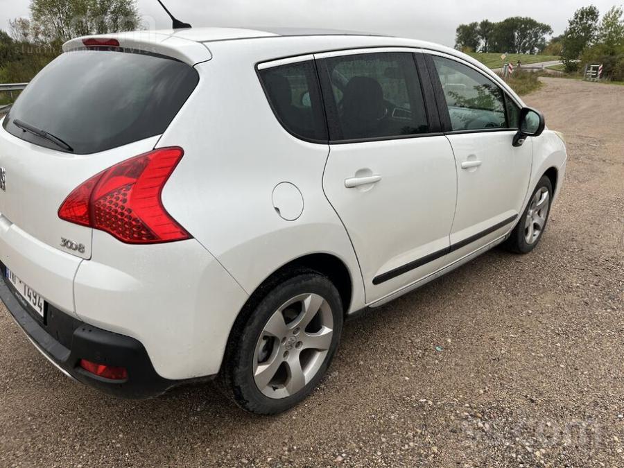 Balts Peugeot 3008 2010 Daugavpils, ar dzinēja tilpumu 1.60 L un nobraukumu 290 tūkst. km par 3500 €, foto 5 vietnē AUTOMOTO.COM.LV