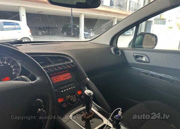 White Peugeot 3008 2011 in Tallinn, with an engine capacity of 1.60 L and mileage of 324 thousand km for 3750 €, photo 8 on AUTOMOTO.COM.LV
