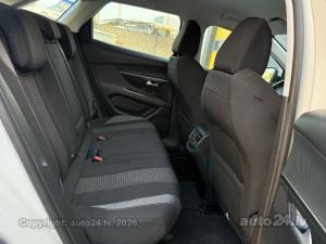Balts Peugeot 3008 2017 Tallina, ar dzinēja tilpumu 1.20 L un nobraukumu 151 tūkst. km par 9990 €, foto 12 vietnē AUTOMOTO.COM.LV