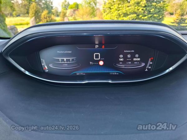 White Peugeot 3008 2018 in Kuressaare, with an engine capacity of 1.20 L and mileage of 64 thousand km for 14000 €, photo 5 on AUTOMOTO.COM.LV