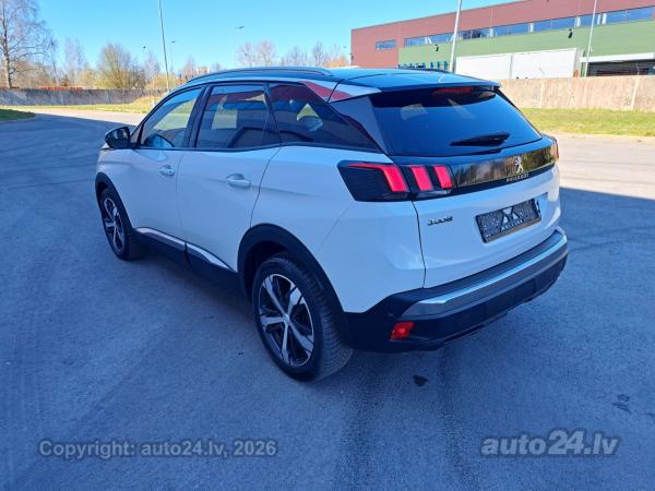 Balts Peugeot 3008 2019 Tallina, ar dzinēja tilpumu 1.50 L un nobraukumu 124 tūkst. km par 15200 €, foto 5 vietnē AUTOMOTO.COM.LV