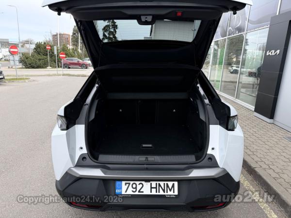 Balts Peugeot 3008 2024 Tallina, ar dzinēja tilpumu 1.20 L un nobraukumu 26 tūkst. km par 30900 €, foto 6 vietnē AUTOMOTO.COM.LV