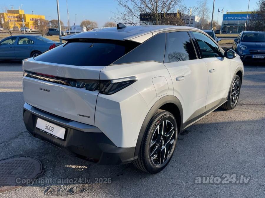 White Peugeot 3008 2026 in Tartu, with an engine capacity of 1.20 L and mileage of 2 thousand km for 29990 €, photo 5 on AUTOMOTO.COM.LV
