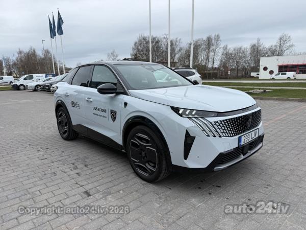Белый Пежо 3008 2026 в Йыхви, объемом двигателя 0.00 л и пробегом 2 тыс. км за 51900 €, фото 3 на AUTOMOTO.COM.LV