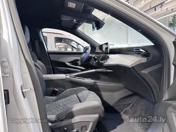 White Peugeot 3008 2026 in Tallinn, with an engine capacity of 1.20 L and mileage of 0 thousand km for 37490 €, photo 10 on AUTOMOTO.COM.LV