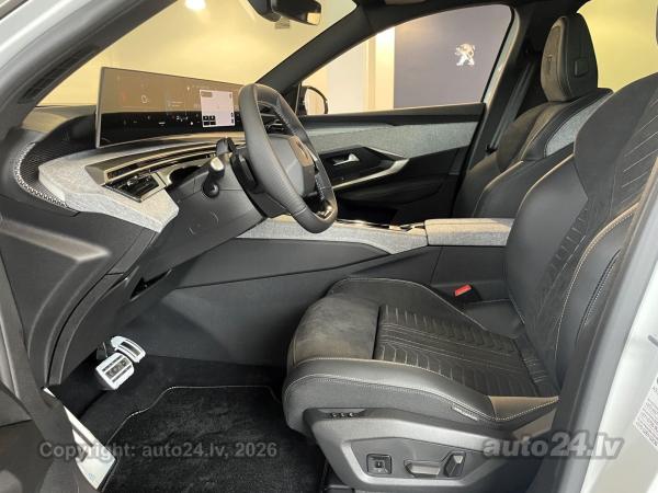 Balts Peugeot 3008 2026 Narva, ar dzinēja tilpumu 1.20 L un nobraukumu 0 tūkst. km par 37990 €, foto 10 vietnē AUTOMOTO.COM.LV