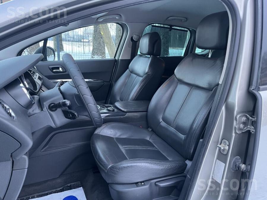 Dzeltens Peugeot 3008 2009 Cēsis, ar dzinēja tilpumu 2.00 L un nobraukumu 0 tūkst. km par 3200 €, foto 14 vietnē AUTOMOTO.COM.LV