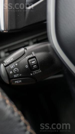 Dzeltens Peugeot 3008 2017 Rīga, ar dzinēja tilpumu 1.60 L un nobraukumu 106 tūkst. km par 12290 €, foto 22 vietnē AUTOMOTO.COM.LV