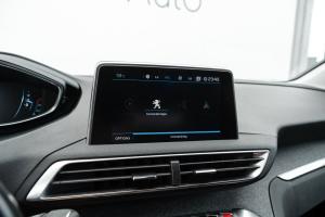 Yellow Peugeot 3008 2018 in Riga, with an engine capacity of 1.60 L and mileage of 117 thousand km for 12500 €, photo 17 on AUTOMOTO.COM.LV