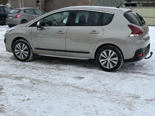 Yellow Peugeot 3008 2014 in Taurage, with an engine capacity of 1.60 L and mileage of 267 thousand km for 5500 €, photo 8 on AUTOMOTO.COM.LV