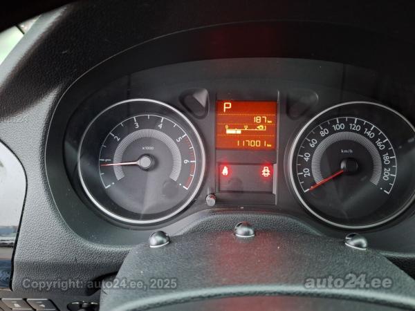 Brūns Peugeot 301 2014 Tallina, ar dzinēja tilpumu 1.60 L un nobraukumu 117 tūkst. km par 4900 €, foto 11 vietnē AUTOMOTO.COM.LV
