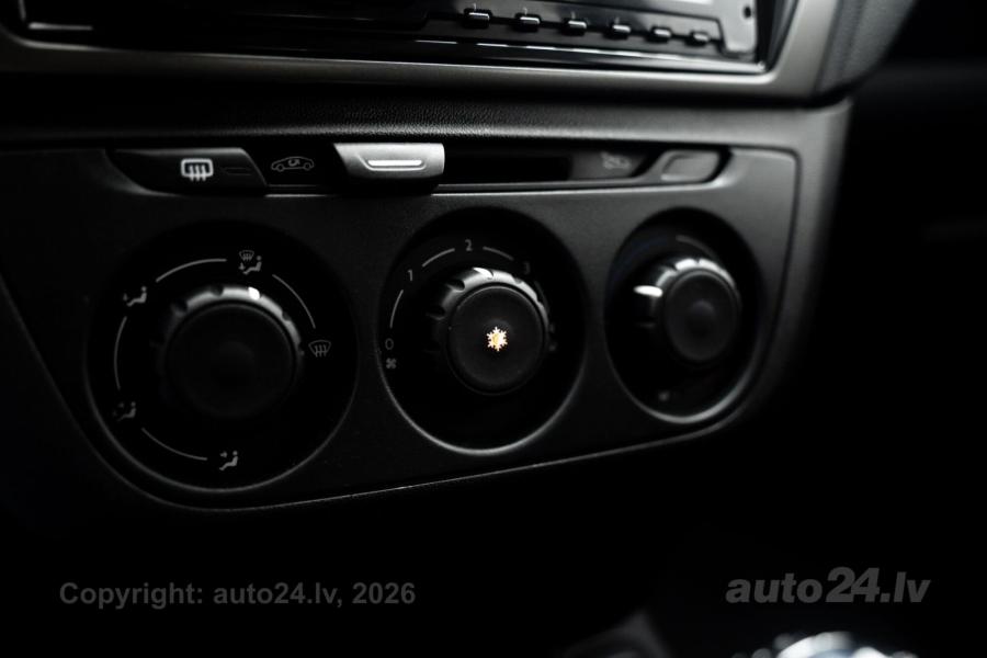 White Peugeot 301 2014 in Tallinn, with an engine capacity of 1.20 L and mileage of 104 thousand km for 3999 €, photo 16 on AUTOMOTO.COM.LV