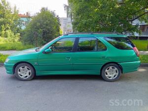 Green Peugeot 306 2000 in Riga, with an engine capacity of 2.00 L and mileage of 250 thousand km for 400 €, photo 4 on AUTOMOTO.COM.LV