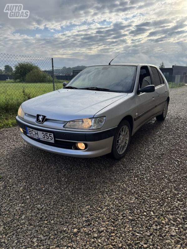 Grey Peugeot 306 2000 in Siauliai, with an engine capacity of 2.00 L and mileage of 260 thousand km for 750 €, photo 3 on AUTOMOTO.COM.LV