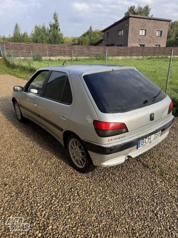 Grey Peugeot 306 2000 in Siauliai, with an engine capacity of 2.00 L and mileage of 260 thousand km for 750 €, photo 5 on AUTOMOTO.COM.LV