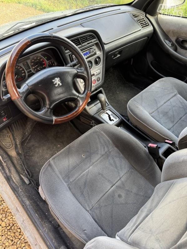 Grey Peugeot 306 2000 in Siauliai, with an engine capacity of 2.00 L and mileage of 260 thousand km for 750 €, photo 10 on AUTOMOTO.COM.LV