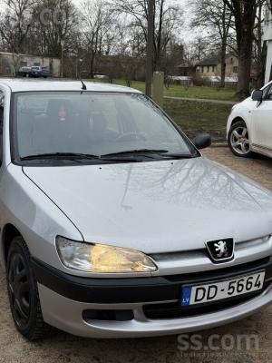 Grey Peugeot 306 1997 in Kuldiga, with an engine capacity of 1.40 L and mileage of 130 thousand km for 900 €, photo 3 on AUTOMOTO.COM.LV