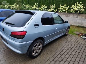 Peugeot 306 2000 Alīta, ar dzinēja tilpumu 2.00 L un nobraukumu 300 tūkst. km par 750 €, foto 3 vietnē AUTOMOTO.COM.LV