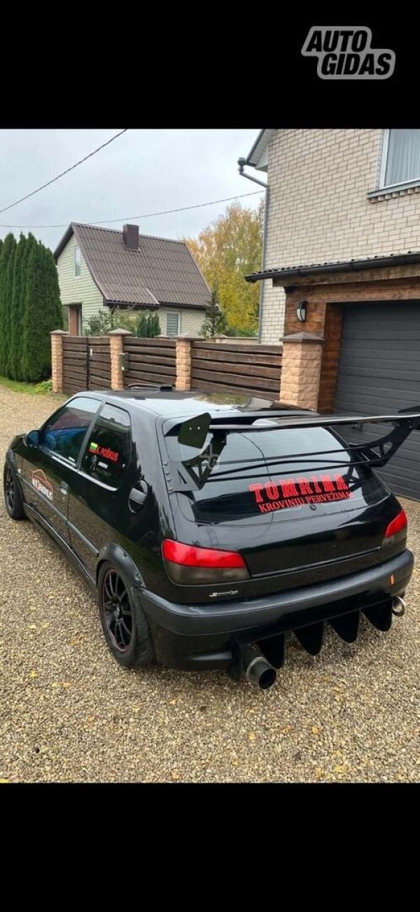 Пежо 306 2008 в Радвилишкис на AUTOMOTO.COM.LV Пежо 306 2008 в Радвилишкис, объемом двигателя 2.00 л и пробегом 0 тыс. км за 3550 €, фото 4 на AUTOMOTO.COM.LV