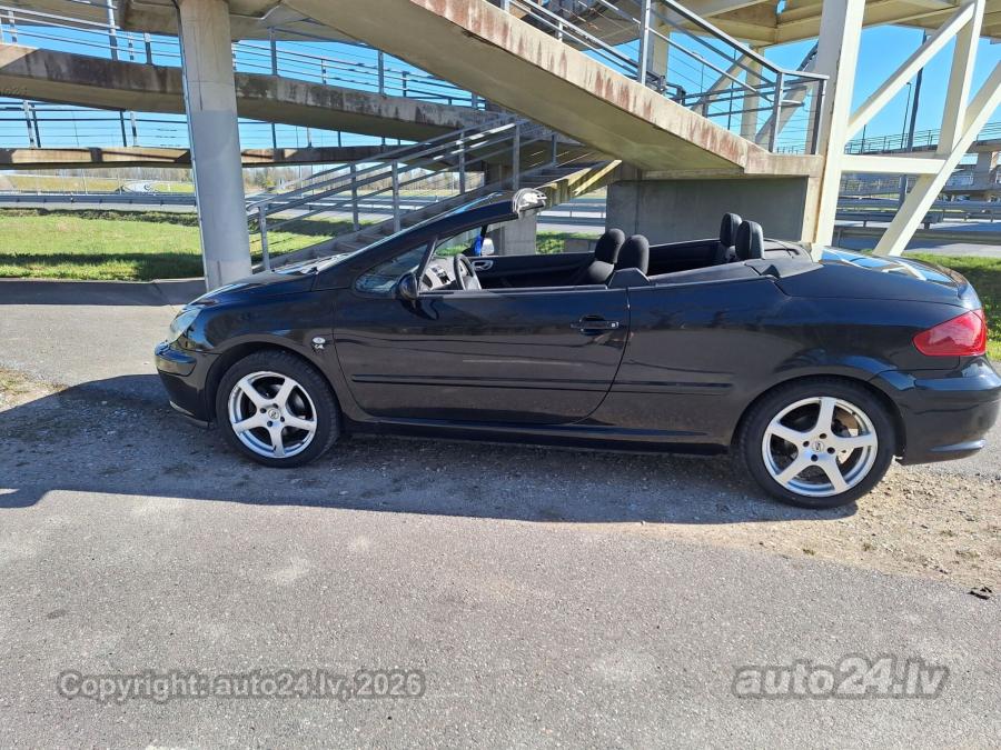 Black Peugeot 307 2004 in Tallinn, with an engine capacity of 2.00 L and mileage of 270 thousand km for 2800 €, photo 1 on AUTOMOTO.COM.LV