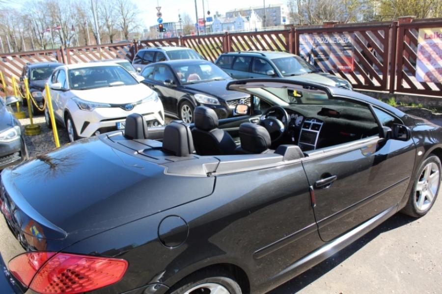 Black Peugeot 307 2004 in Riga, with an engine capacity of 2.00 L and mileage of 241 thousand km for 3050 €, photo 4 on AUTOMOTO.COM.LV