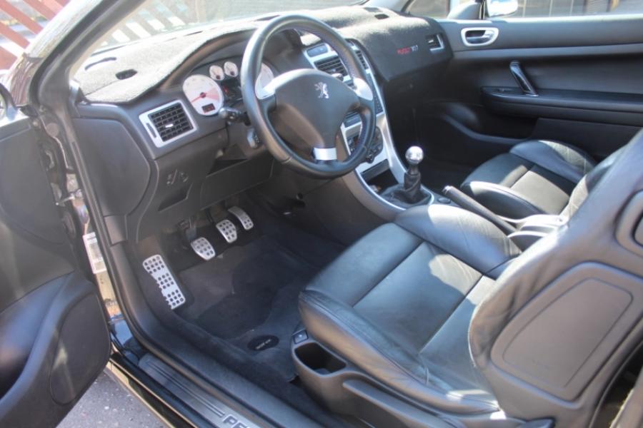 Black Peugeot 307 2004 in Riga, with an engine capacity of 2.00 L and mileage of 241 thousand km for 3050 €, photo 15 on AUTOMOTO.COM.LV
