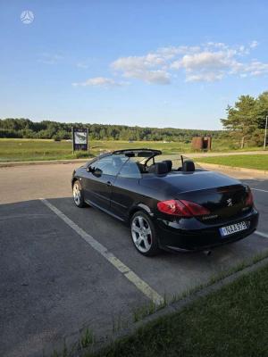 Black Peugeot 307 2004 in Kaunas, with an engine capacity of 2.00 L and mileage of 211 thousand km for 1999 €, photo 1 on AUTOMOTO.COM.LV
