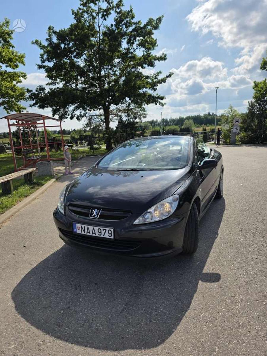Black Peugeot 307 2004 in Kaunas, with an engine capacity of 2.00 L and mileage of 211 thousand km for 1999 €, photo 5 on AUTOMOTO.COM.LV