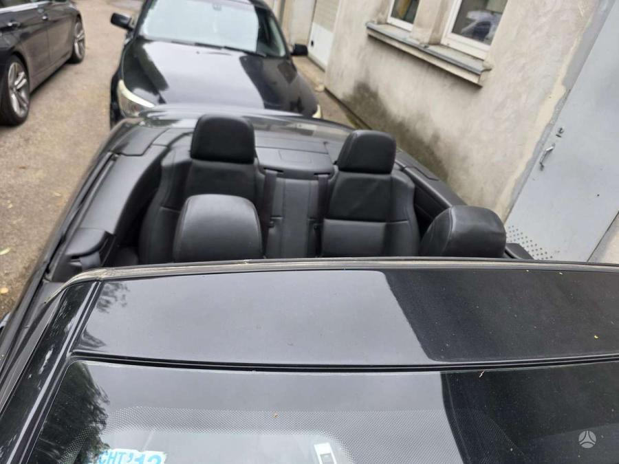 Black Peugeot 307 2004 in Kaunas, with an engine capacity of 2.00 L and mileage of 211 thousand km for 1999 €, photo 9 on AUTOMOTO.COM.LV