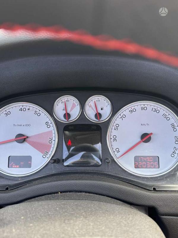 Черный Пежо 307 2004 в Вильнюс, объемом двигателя 2.00 л и пробегом 220 тыс. км за 2200 €, фото 9 на AUTOMOTO.COM.LV