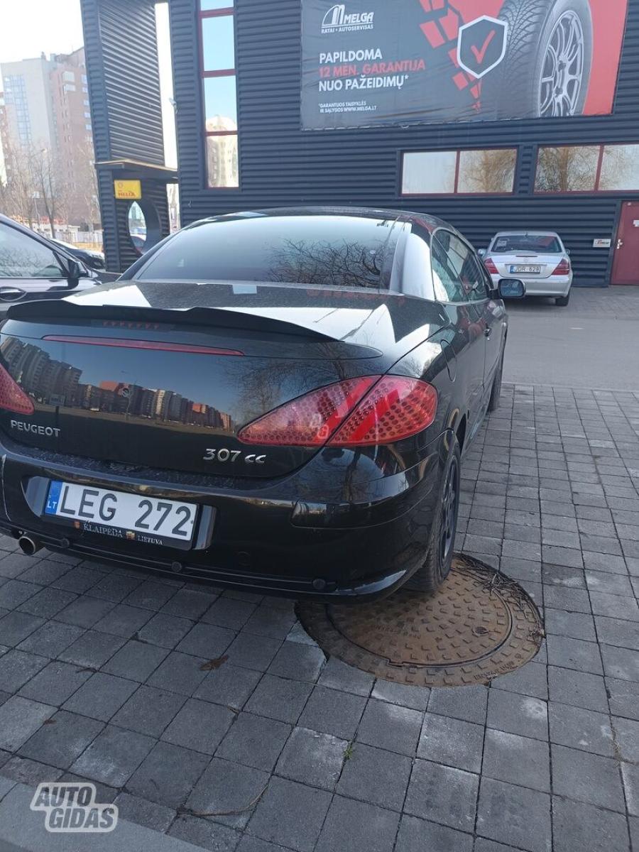 Black Peugeot 307 2005 in Klaipeda, with an engine capacity of 2.00 L and mileage of 214 thousand km for 1499 €, photo 3 on AUTOMOTO.COM.LV