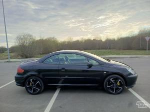 Black Peugeot 307 2005 in Klaipeda, with an engine capacity of 2.00 L and mileage of 210 thousand km for 1850 €, photo 8 on AUTOMOTO.COM.LV
