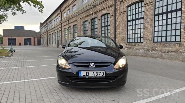 Black Peugeot 307 2005 in Riga, with an engine capacity of 2.00 L and mileage of 232 thousand km for 2500 €, photo 2 on AUTOMOTO.COM.LV