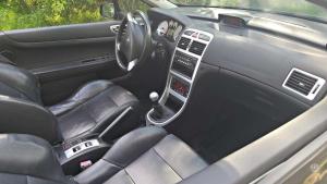Black Peugeot 307 2005 in Vilnius, with an engine capacity of 1.59 L and mileage of 150 thousand km for 2100 €, photo 21 on AUTOMOTO.COM.LV