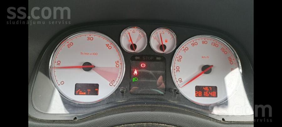 Melns Peugeot 307 2007 Rīga, ar dzinēja tilpumu 2.00 L un nobraukumu 0 tūkst. km par 3150 €, foto 22 vietnē AUTOMOTO.COM.LV