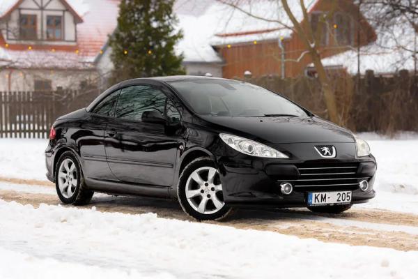 Black Peugeot 307 2007 in Jelgava, with an engine capacity of 2.00 L and mileage of 152 thousand km for 3500 €, photo 2 on AUTOMOTO.COM.LV
